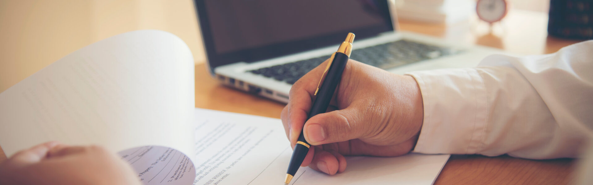 What to Look for In A Surrogacy Lawyer - Simple Surrogacy